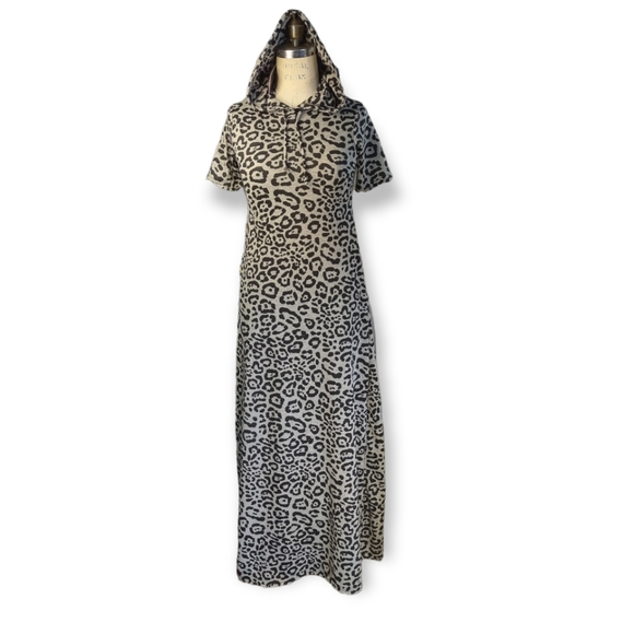 Melissa Masse | Dresses | Clearance Sale Melissa Masse Leopard Print ...